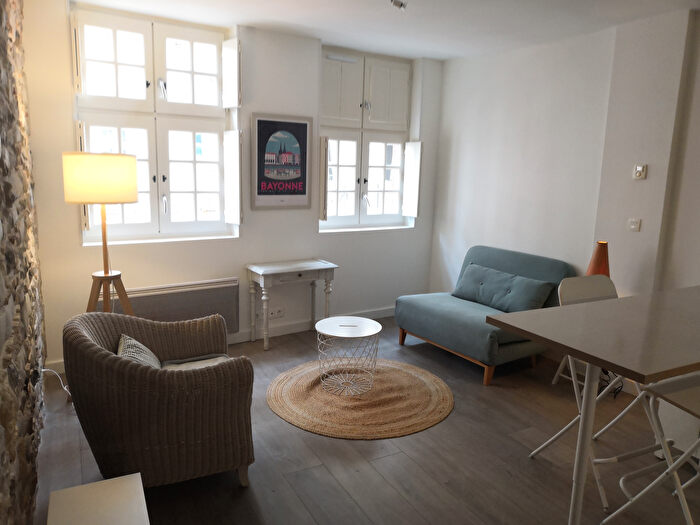 BayonneBayonaBaiona, Petit-Bayonne : Appartement 1 pièce à louer