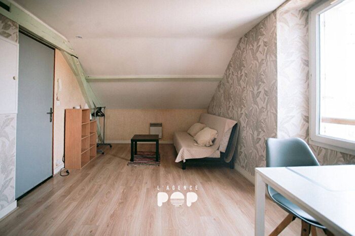 Saint Martin, Périgueux : Appartement 1 pièce à louer