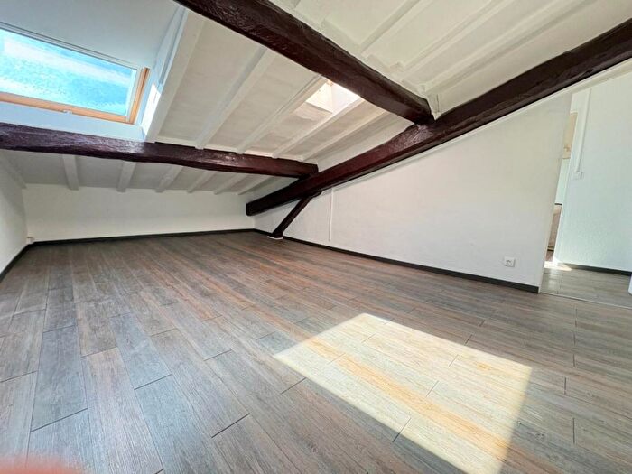 Appartement à louer - Nice, Le Port - 2 pièces - 1 chambre