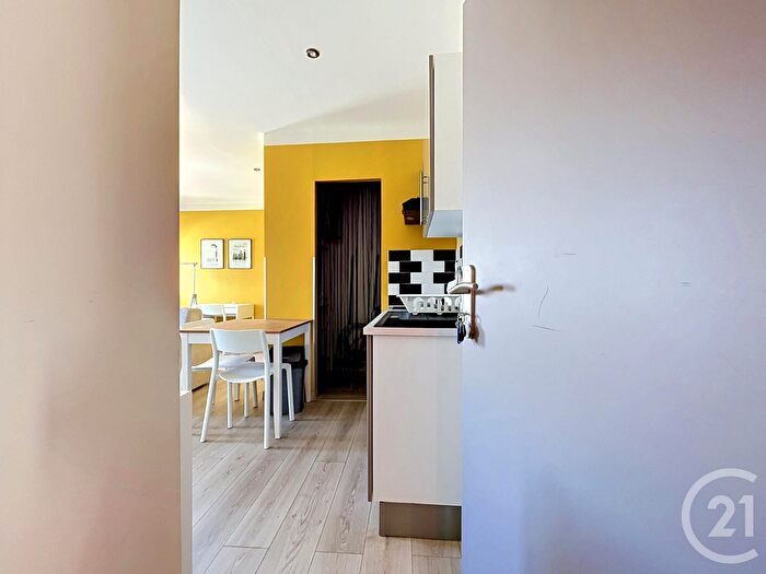 Appartement 1 pièce à louer - Bagnols-sur-Cèze, Bourgneuf
