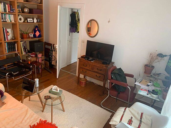 Clignancourt-Jules Joffrin, Paris 18ème arrondissement : Appartement 2 pièces à louer