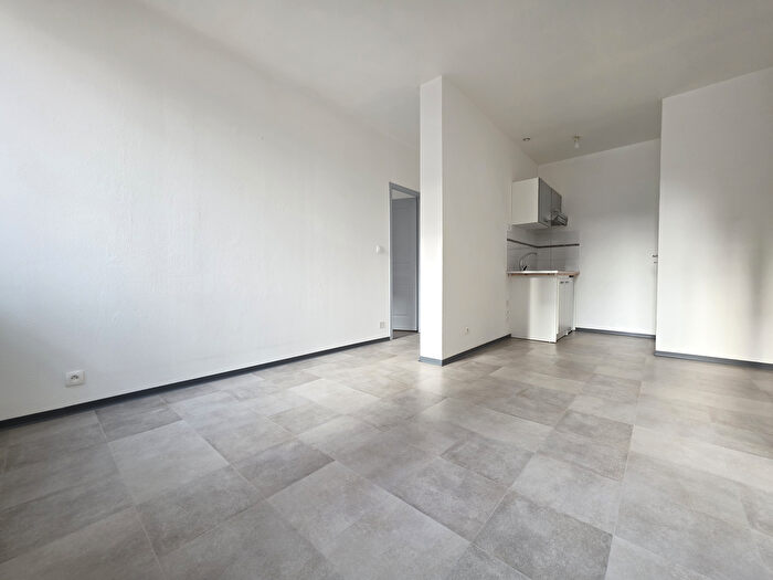 Appartement à louer - LIsle-Jourdain - 2 pièces - 1 chambre