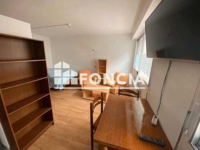 Appartement à louer - Mon Désert-Jeanne dArc, Nancy - 1 pièce