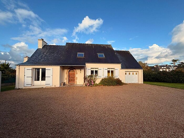 Maison à louer - Carantec - 7 pièces - 5 chambres