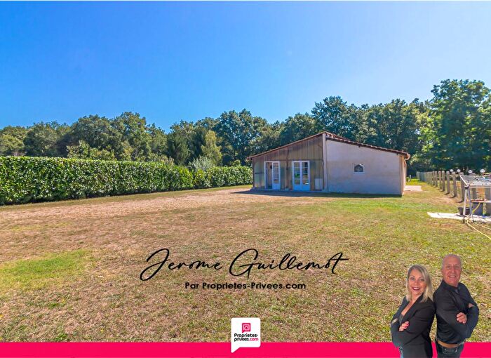 Maison à vendre - Gièvres - 2 pièces - 1 chambre