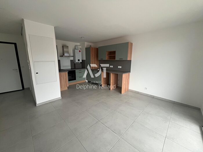 Appartement à louer - Poisat - 2 pièces - 1 chambre