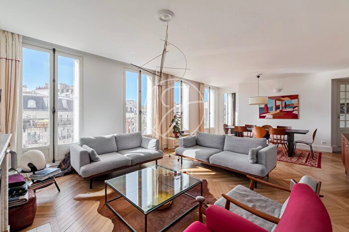 Appartement à vendre - Paris e , Simplon, Poissonniers - 5 pièces - 3 chambres