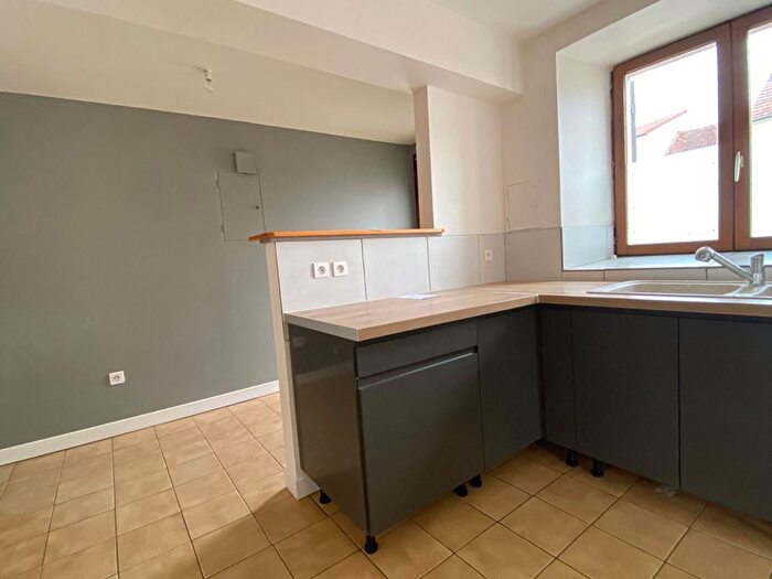 Maison à vendre - Villeneuve-sur-Bellot - 4 pièces - 3 chambres