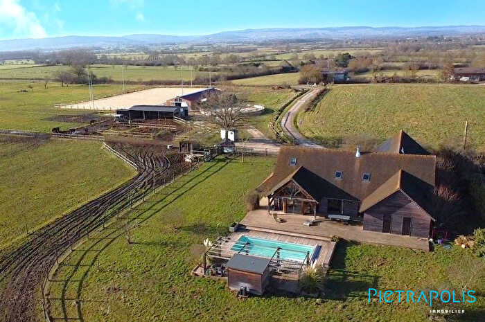 Maison 7 pièces à vendre à Sennecey-le-Grand