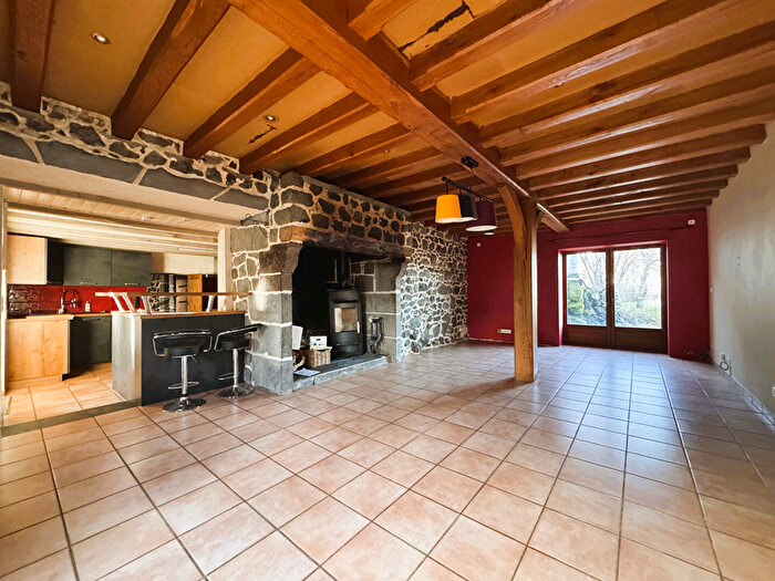 Maison à vendre - Olby - 4 pièces - 3 chambres