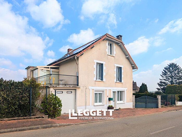 Maison à vendre - Saint-Priest-les-Fougères - 5 pièces - 3 chambres