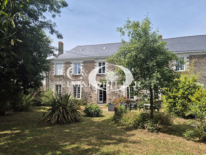 Maison 6 pièces à Saint-Colomban, à vendre