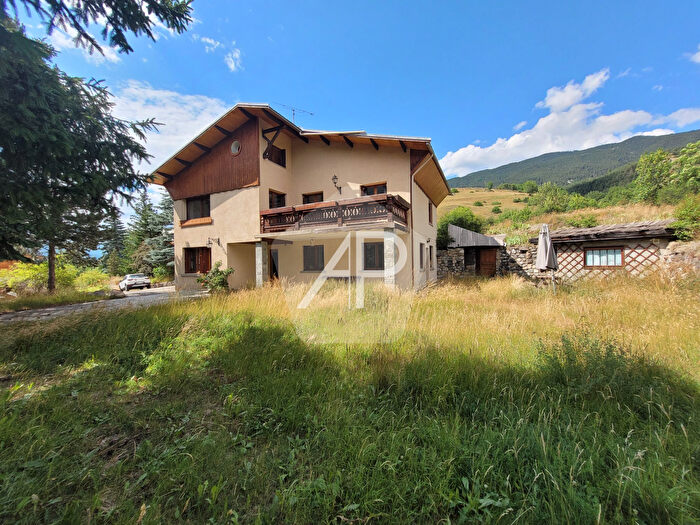 Maison 10 pièces à vendre - Saint-Chaffrey