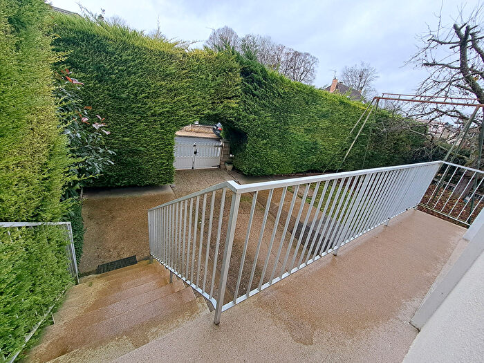 Maison à vendre - Précy-sur-Oise - 6 pièces - 3 chambres