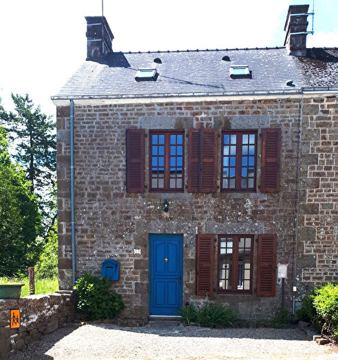 Maison à louer - Saint-Mars-sur-Colmont - 5 pièces - 3 chambres