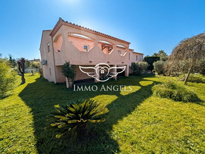 Maison à vendre - Agde, Le Grau dAgde - 8 pièces - 5 chambres