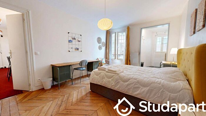 Appartement à louer - Montmartre, Paris ème arrondissement - 1 pièce - 1 chambre