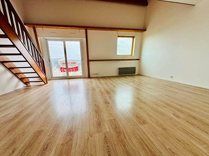 Mairie Rouxel-Sud Est, Pontault-Combault - Appartement 3 pièces à louer