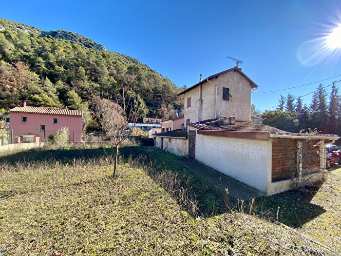Maison à vendre - Tourrette-Levens - 5 pièces - 2 chambres