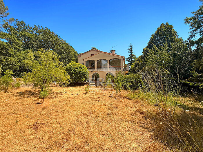 Simiane-Collongue - Maison 4 pièces à vendre