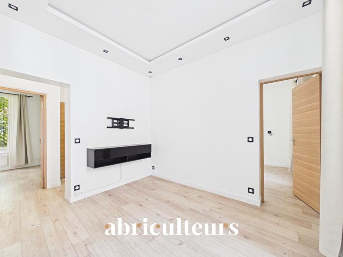 Colombes, Agent Sarre - Appartement 3 pièces à vendre