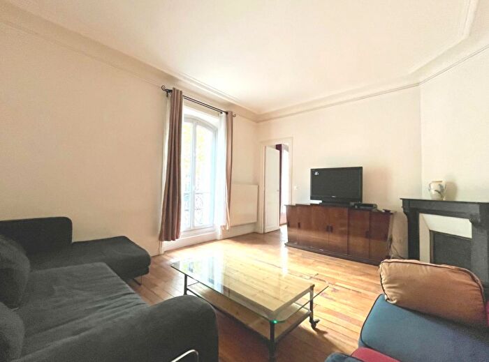 Appartement à vendre - Paris e , Simplon, Poissonniers - 3 pièces - 2 chambres