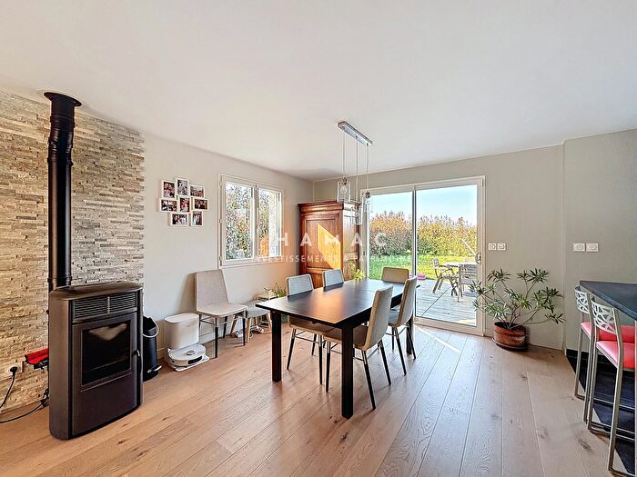 Maison à vendre - Sainte-Euphémie - 4 pièces - 3 chambres