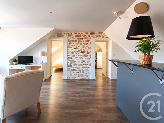 Appartement 4 pièces à Plmeur, Briantec, à louer