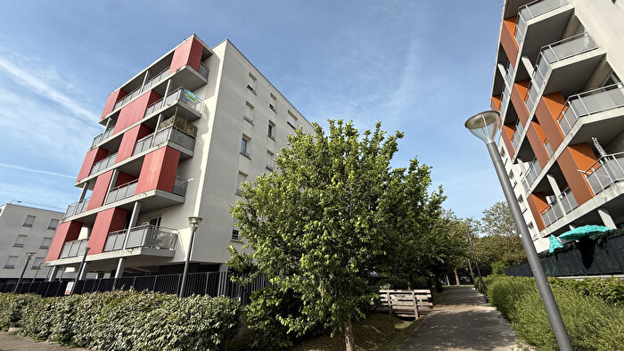 Appartement 3 pièces à Le Mée-sur-Seine, La Croix Blanche, à vendre