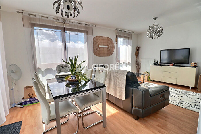 Appartement à vendre - Vitry-sur-Seine, Les Ardoines - 4 pièces - 3 chambres