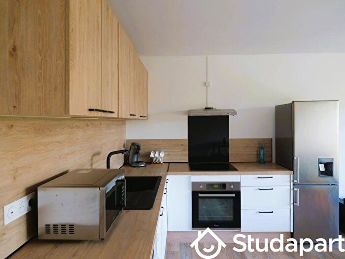 Appartement à louer - Capeyron, Mérignac - 1 pièce - 2 chambres