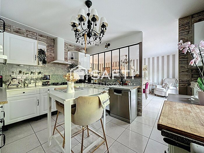 Maison à vendre - Laigné-en-Belin - 7 pièces - 6 chambres