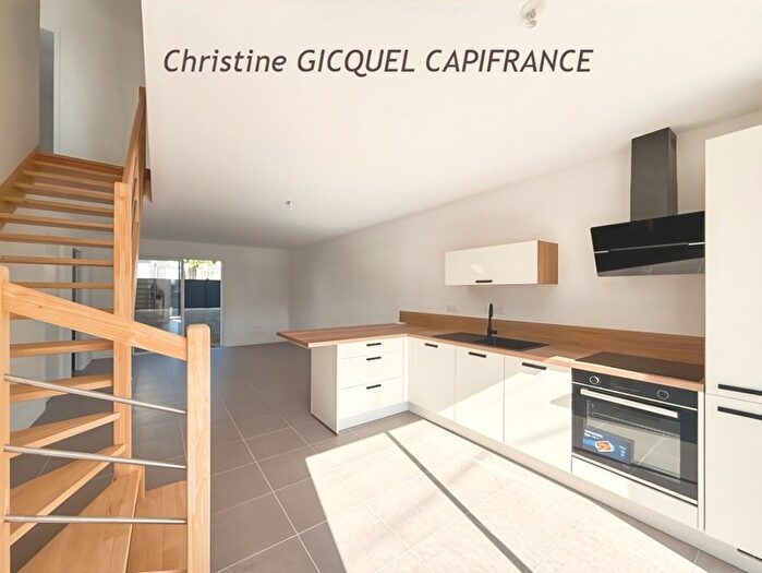 Maison à vendre - Saint-Nazaire, Saint-Marc - 4 pièces - 3 chambres