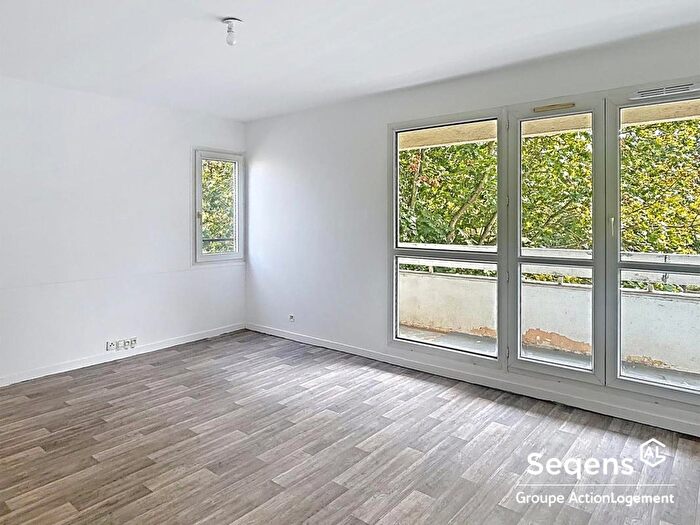 Louvres : Appartement 3 pièces à vendre