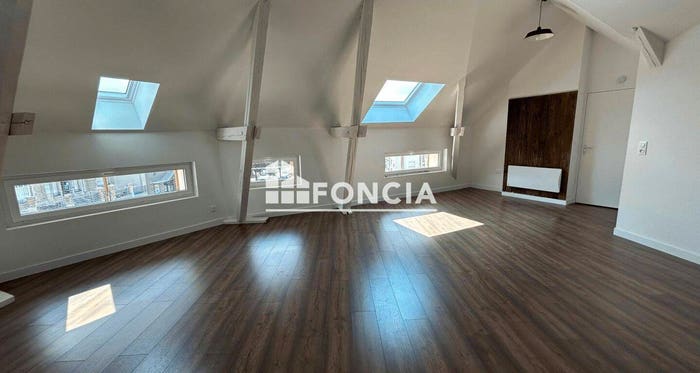 Nord Est, Rethel : Appartement 2 pièces à louer