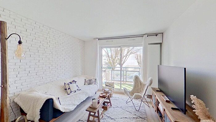 Appartement à louer - Matisse-Pierrelais, Châtillon - 3 pièces - 2 chambres