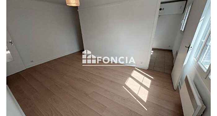 Rueil sur Seine-Plaine-Gare, Rueil-Malmaison : Appartement 2 pièces à louer