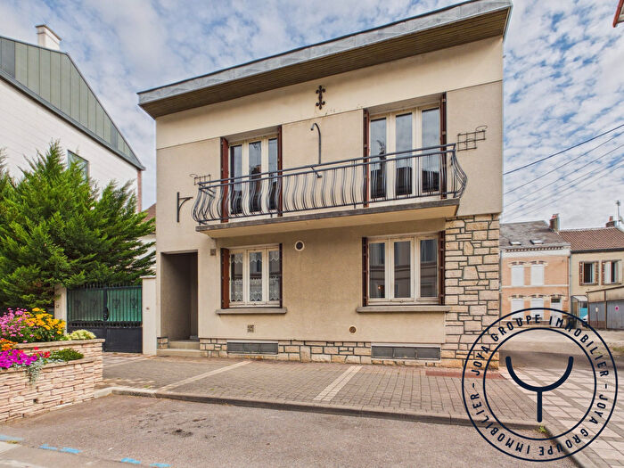 Maison 5 pièces à Romilly-sur-Seine, Centre-ville, Gare, Lion, Les Hauts Buissons, à vendre
