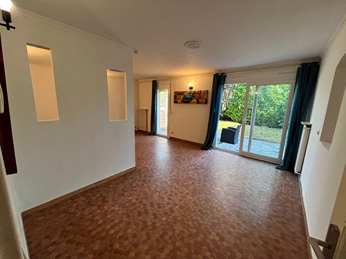 Appartement à vendre - Émerainville - 5 pièces - 3 chambres