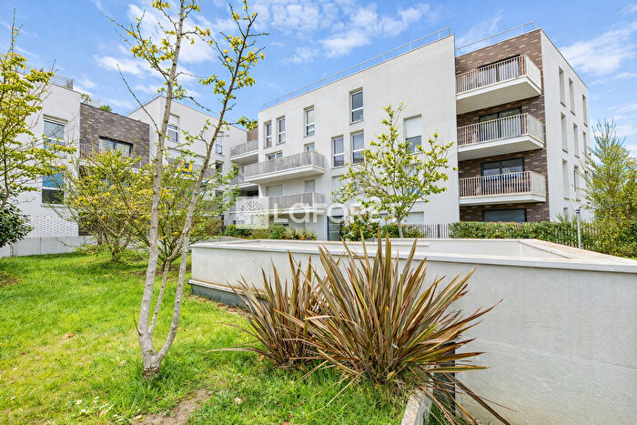 Appartement à vendre - Roissy-en-Brie - 2 pièces - 1 chambre