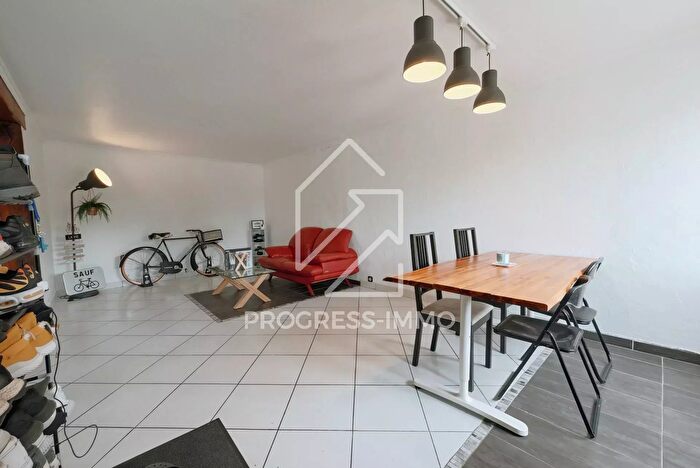 Maison à vendre - Villecresnes - 5 pièces - 3 chambres