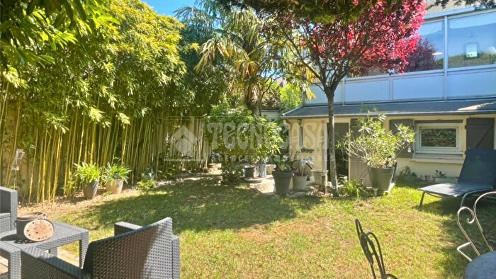 Maison à vendre - Le Chesnay, Glatigny, Rueil - 5 pièces - 3 chambres