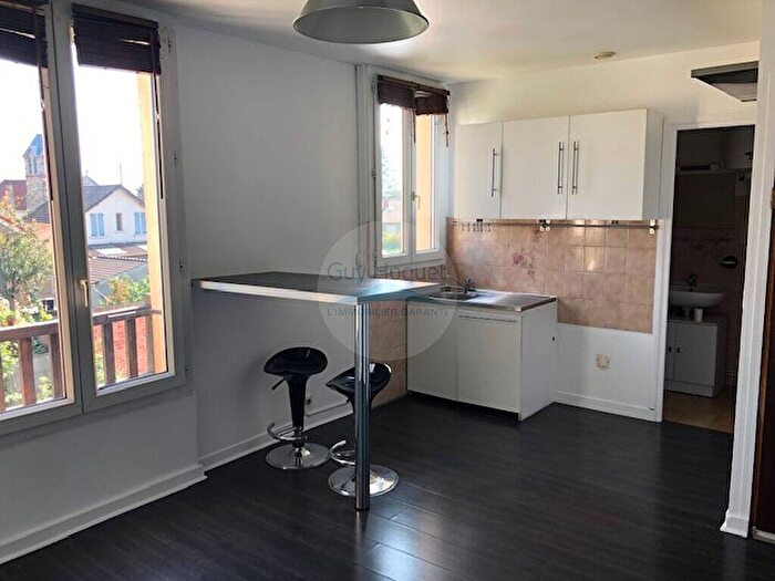 Appartement à louer - Plateau, Juvisy-sur-Orge - 2 pièces - 1 chambre