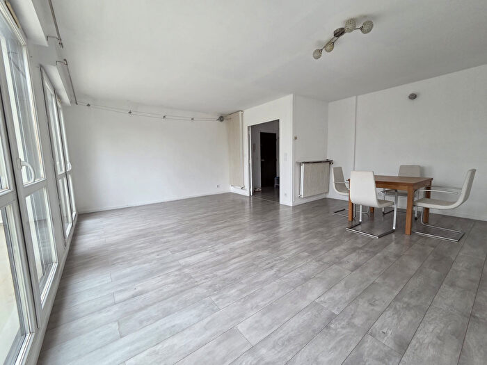 Appartement à louer - Le Plessis-Trévise, François Mansard - 4 pièces - 2 chambres