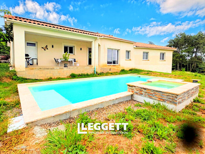 Maison à vendre - Puch-dAgenais - 9 pièces - 5 chambres