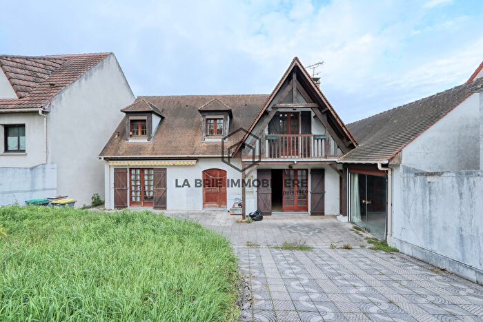 Villecresnes : Maison 6 pièces à vendre
