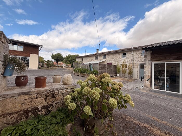 Maison 9 pièces à vendre - Theil-Rabier