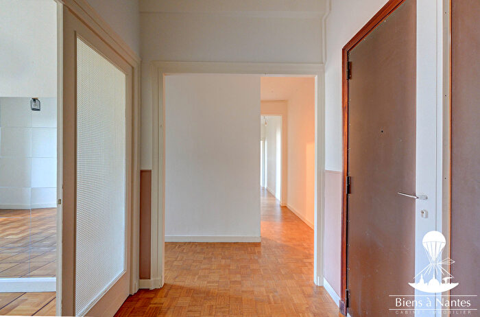 Appartement à vendre - Nantes, Centre-ville - 4 pièces - 2 chambres