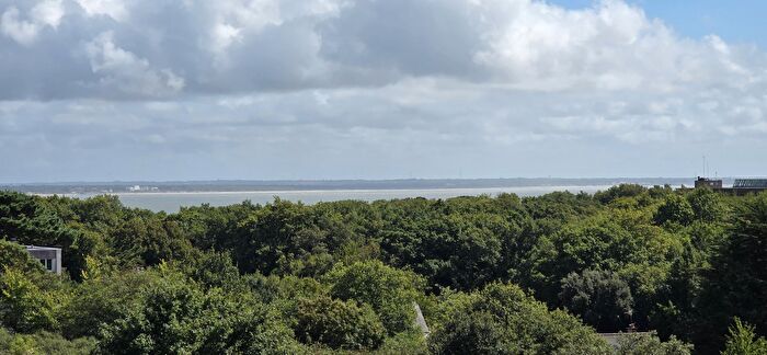 Appartement à vendre - Saint-Nazaire, Saint-Marc - 2 pièces - 1 chambre