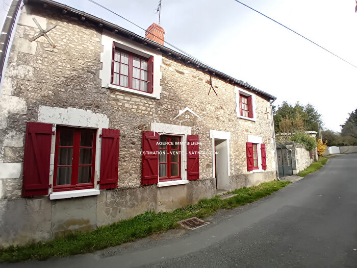 Maison à vendre - Les Ormes - 5 pièces - 3 chambres